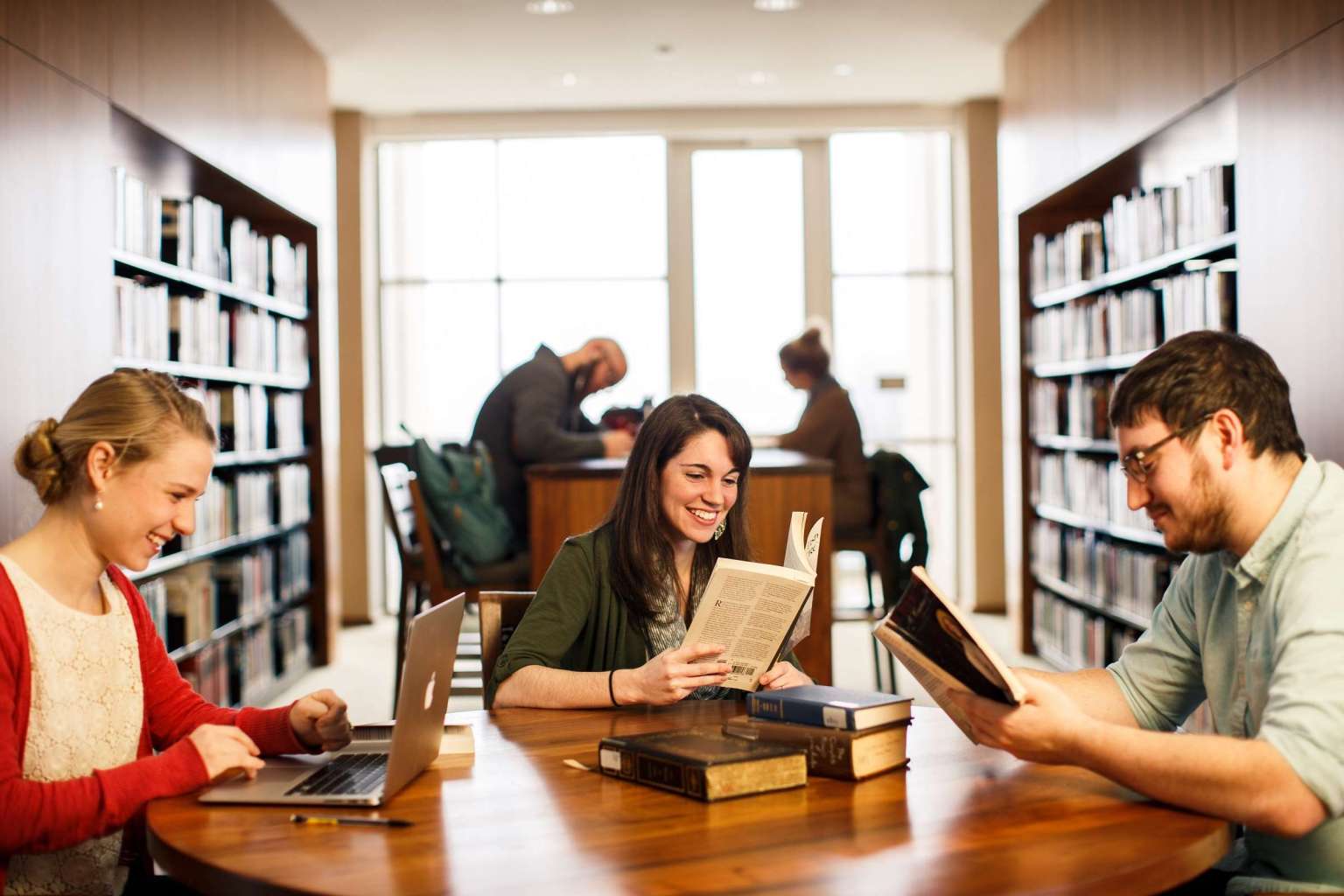 Master’s Degree in Literature Online | Liberty University