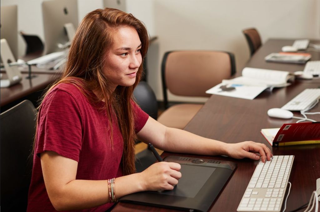 B.S. in Digital Design Online | Digital Design | Graphic Design