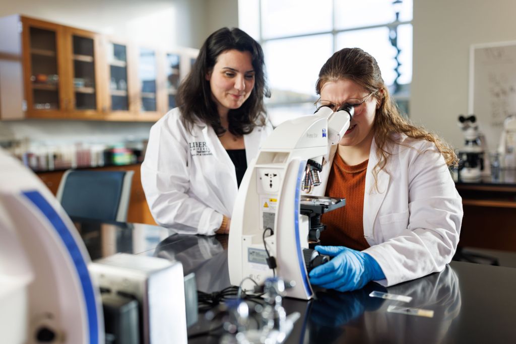 Bachelor of Science in Biology Degree | Liberty University
